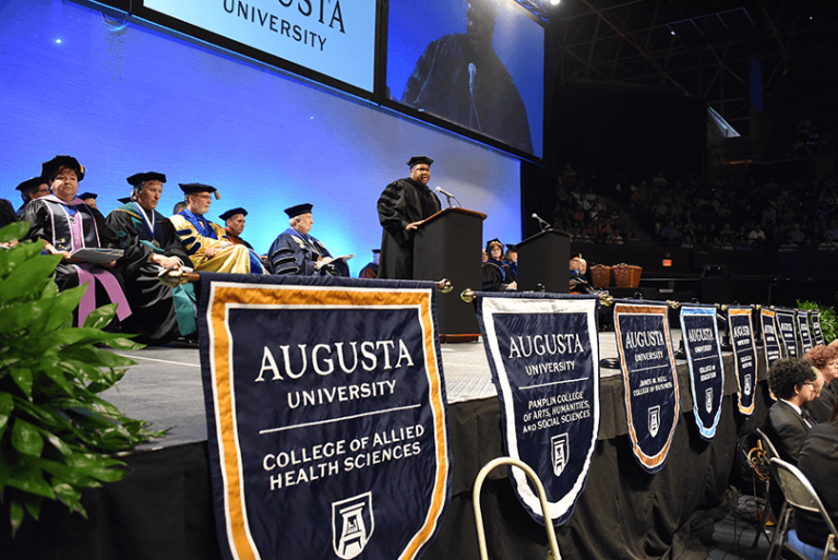 Spring Commencement: In pictures – Jagwire