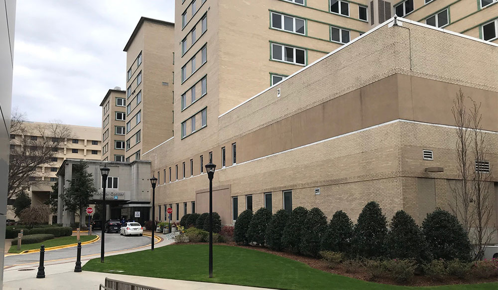 Hospital driveway to close briefly to accommodate crane – Jagwire