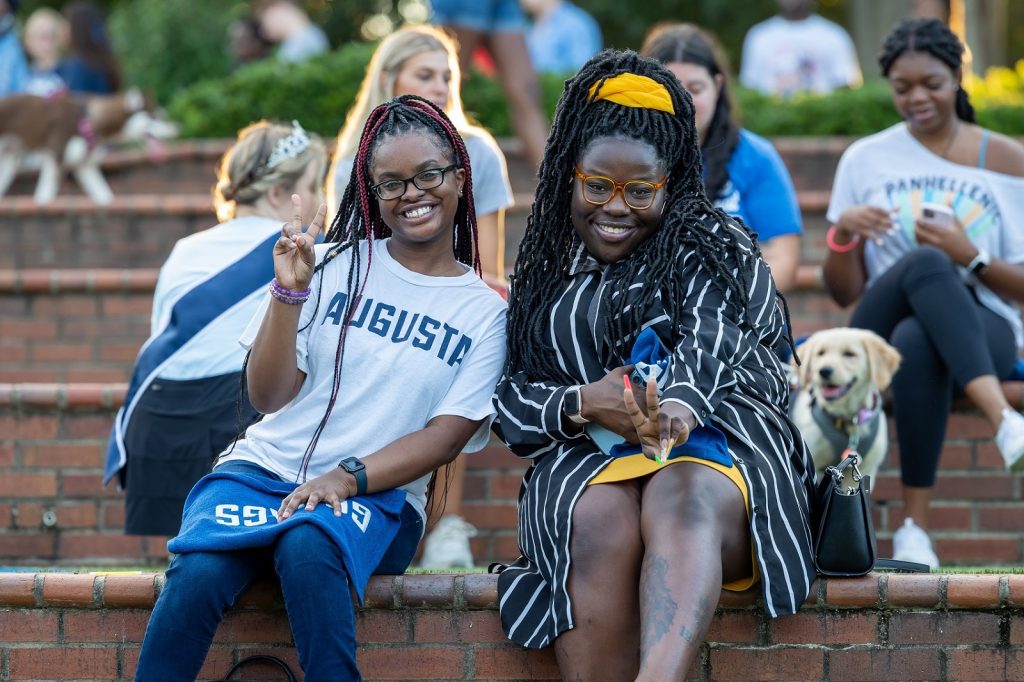 In photos: Students kick off semester with Jaguar Madness and Welcome ...