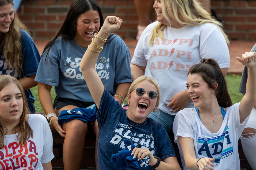 In photos: Students kick off semester with Jaguar Madness and Welcome ...