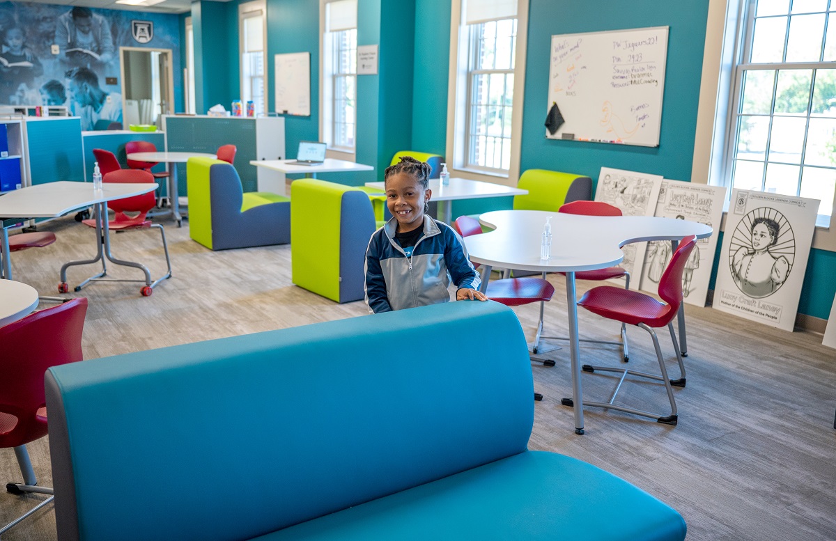 Literacy Center celebrates ribbon-cutting at new HUB location – Jagwire