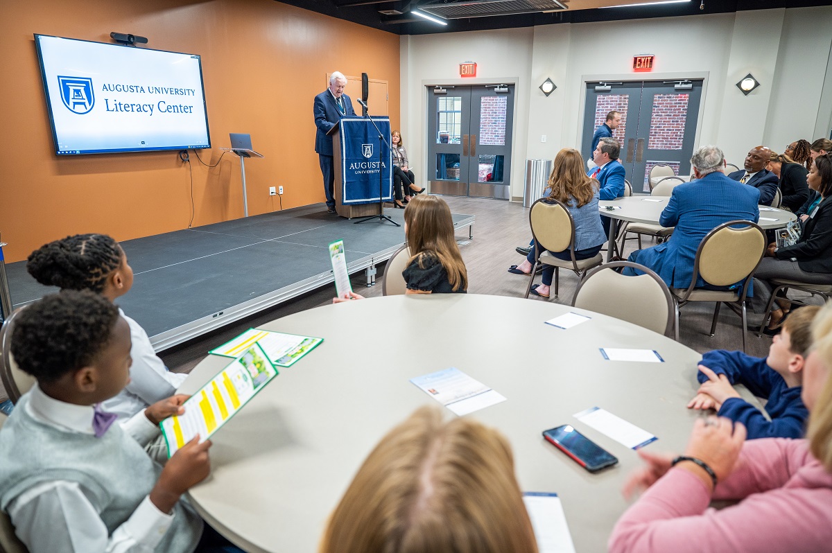 Literacy Center celebrates ribbon-cutting at new HUB location – Jagwire
