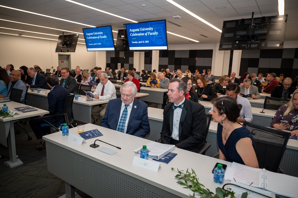 Augusta University celebrates and honors outstanding faculty members ...