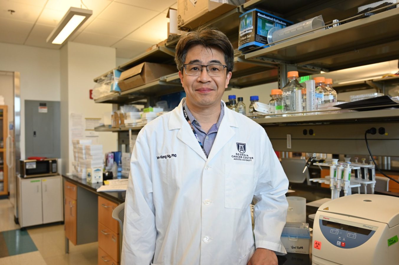 Georgia Cancer Center mobile lab gives high school students hands-on ...