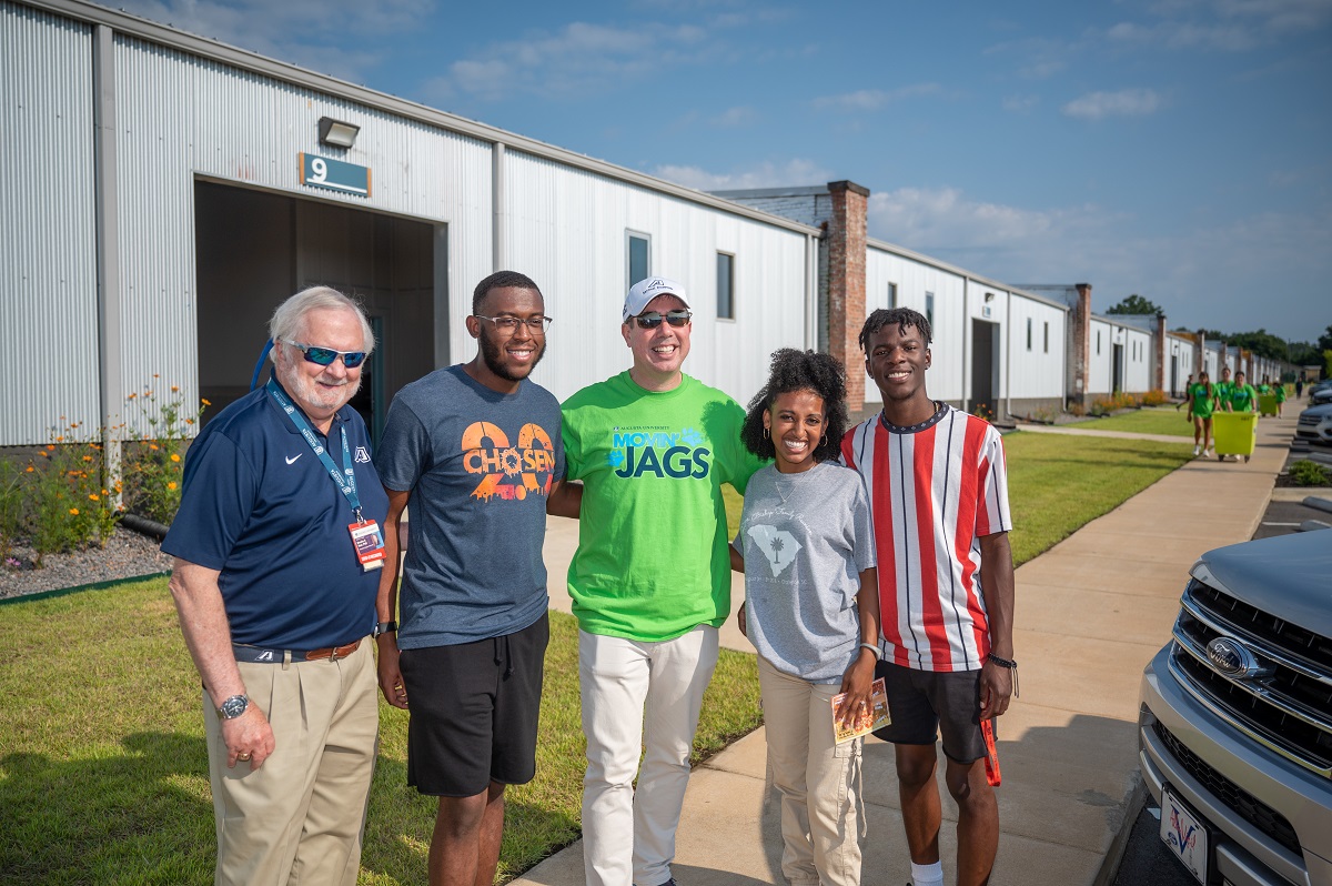 ‘They really stepped up’: Campus community helps Augusta University ...