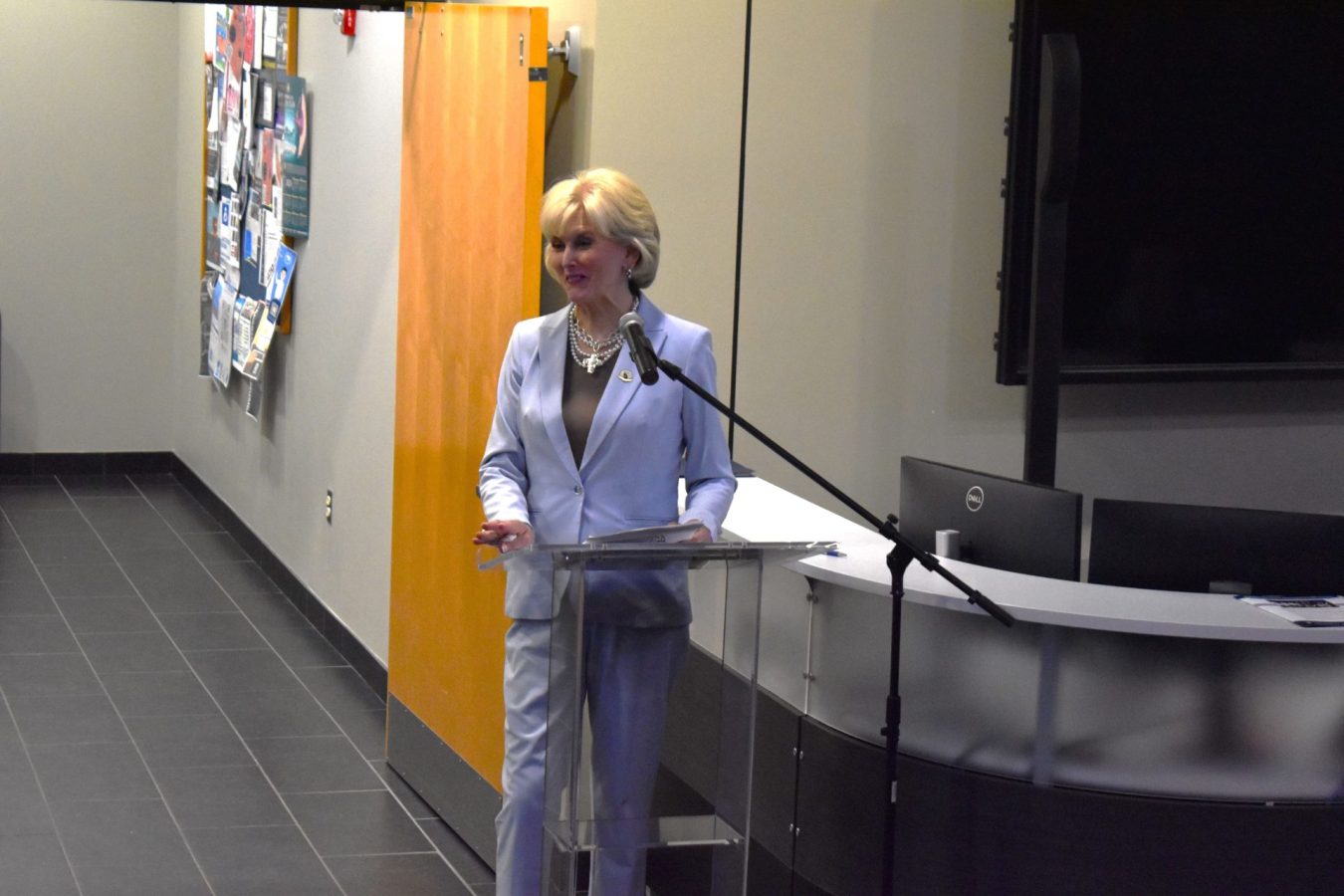 Official portrait unveiled for Dean Emerita Lucy Marion – Jagwire